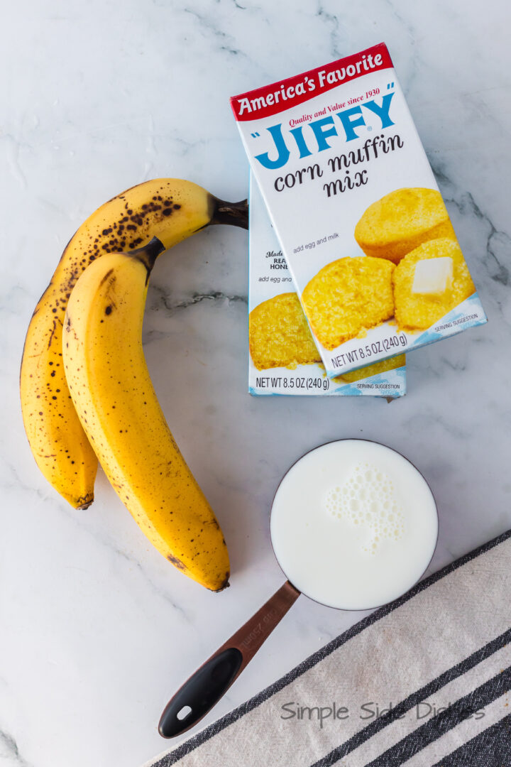 Banana Cornbread - simplesidedishes.com